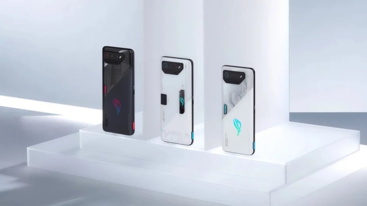 ASUS ROG Phone 8 Ultimate z chipem Snapdragon 8 Gen 3 przetestowany
