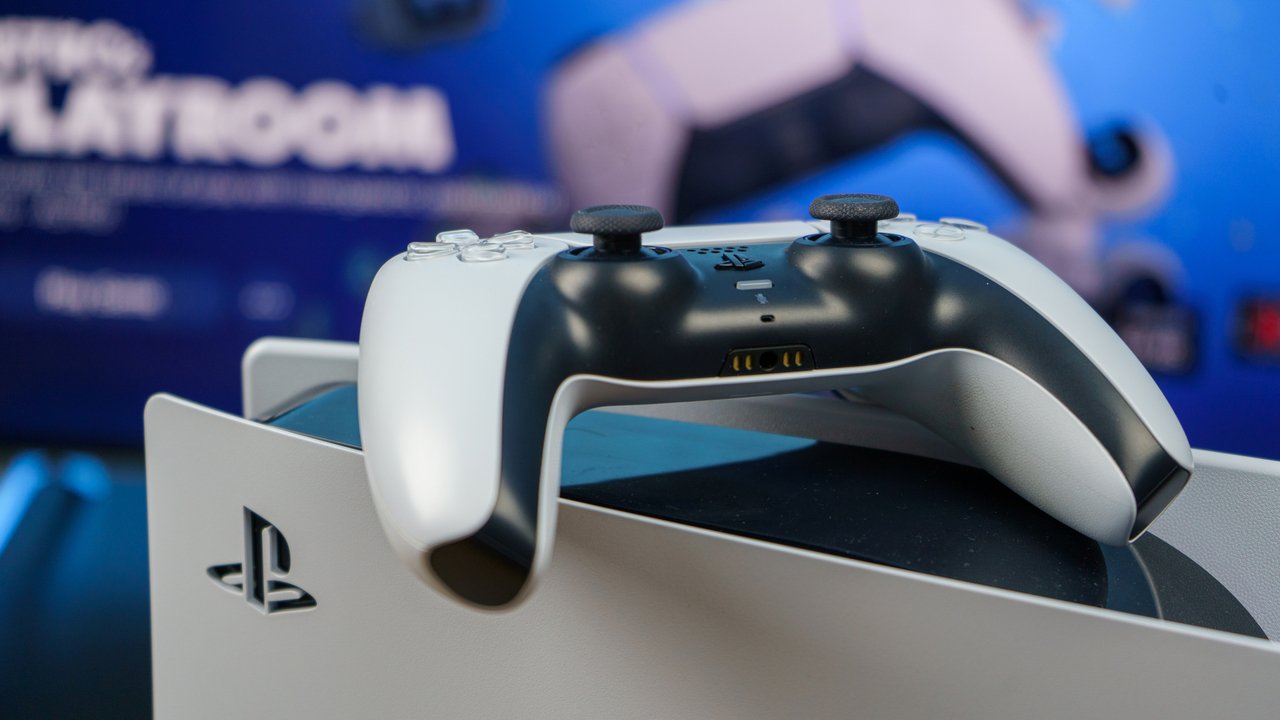 PS5 Devkit sprzedany jako „PlayStation Pizza kit” za duże pieniądze